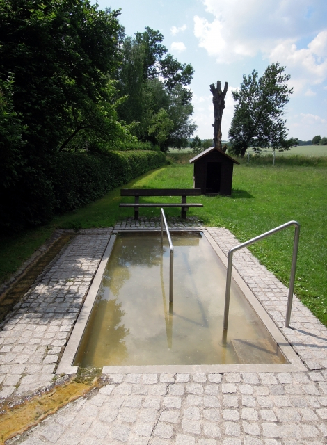 Kneipp water basins cover with chain Water-Permeable PE 200-230g/m²