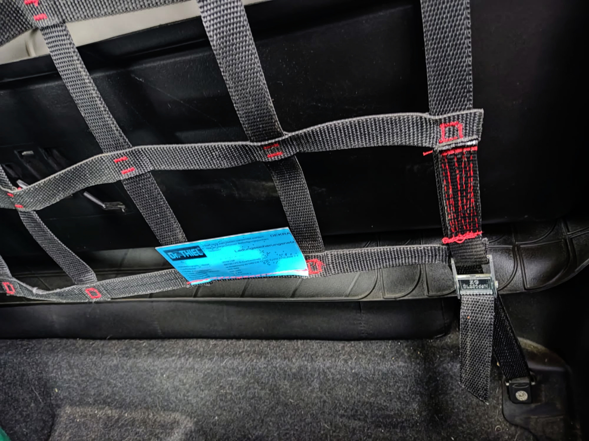 Suzuki Jimny cargo area partition net